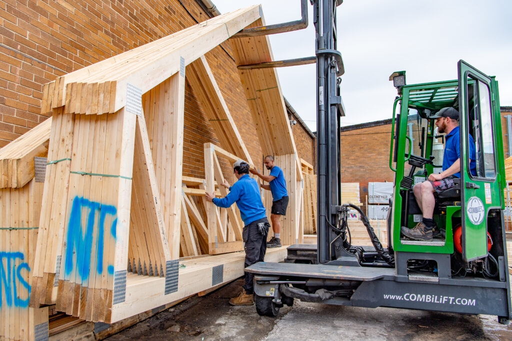 The Beauty of Oak in Timber Structures - Timberstruc